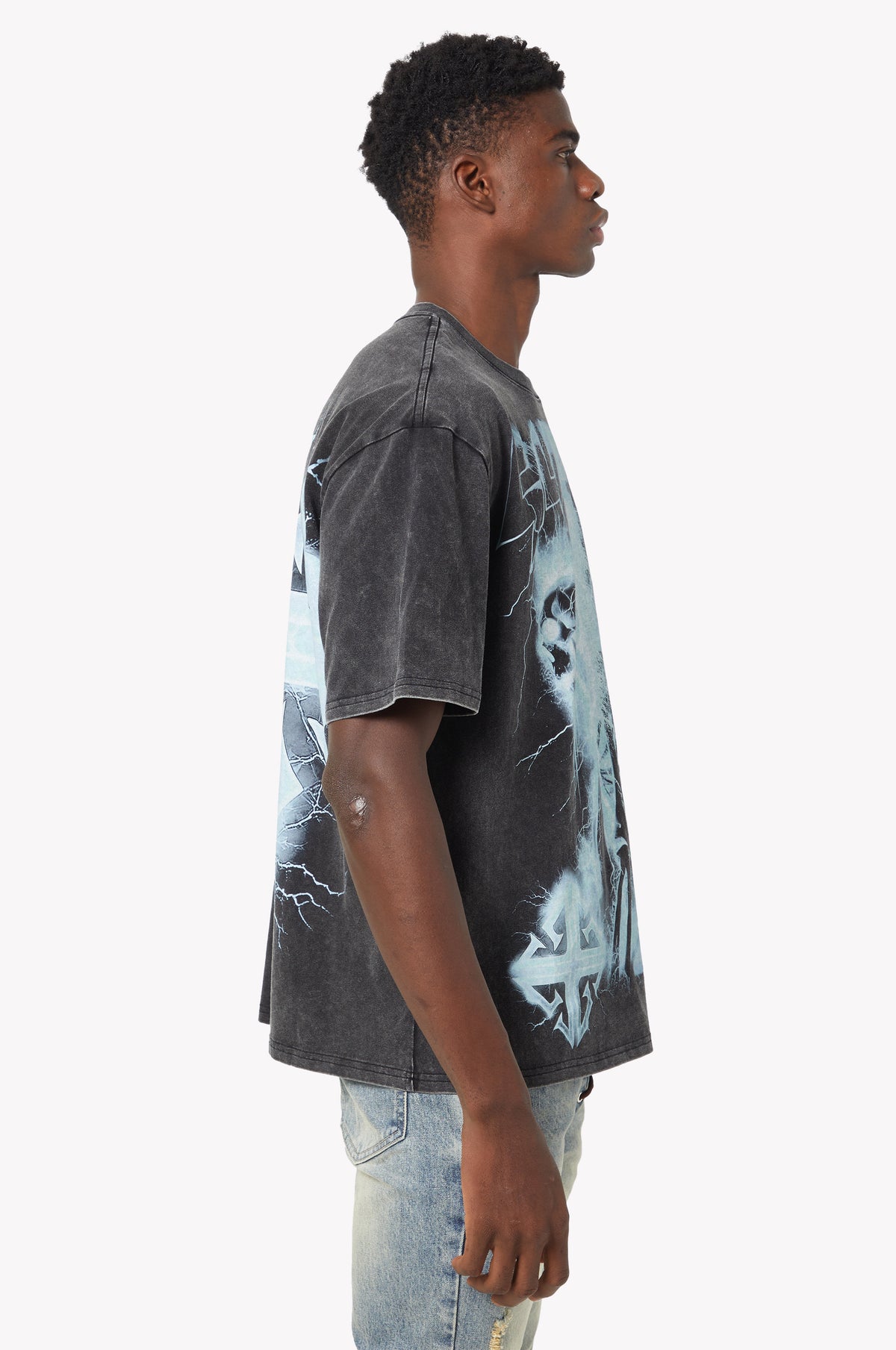 Graphic Tees - Guapi Clothing