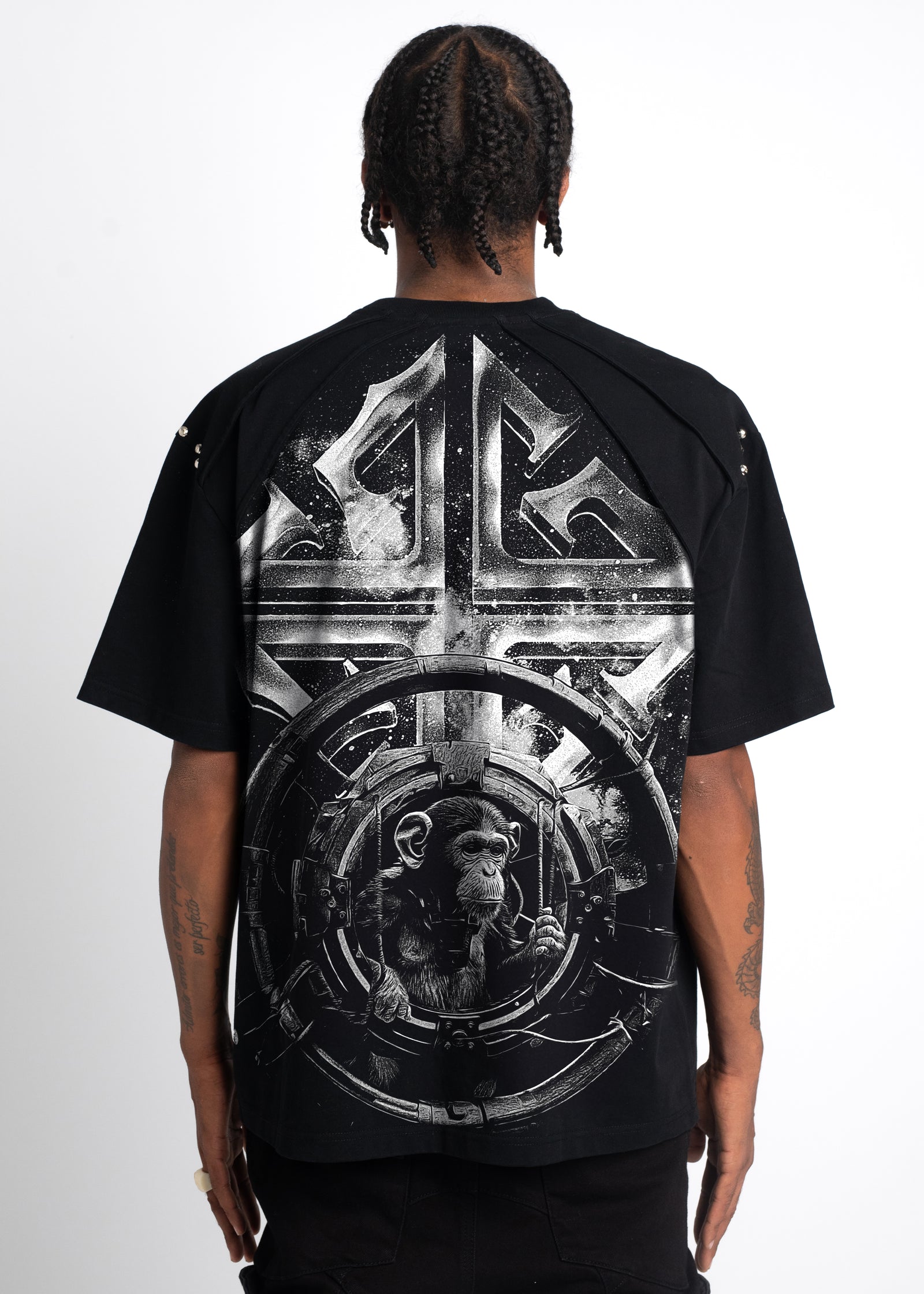 Graphic Tees - Guapi Clothing